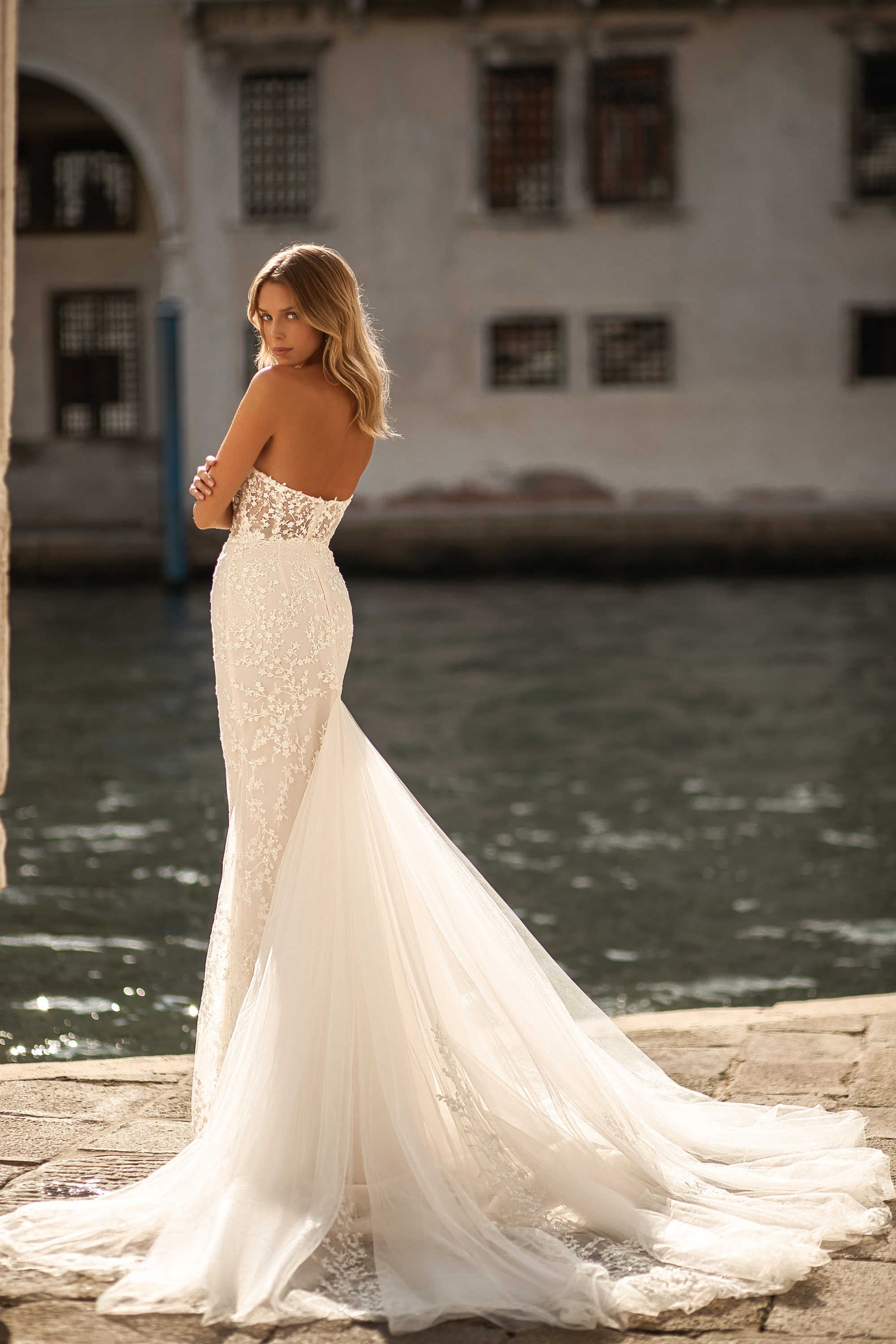 Wedding dress 5439 Product for Sale at NY City Bride