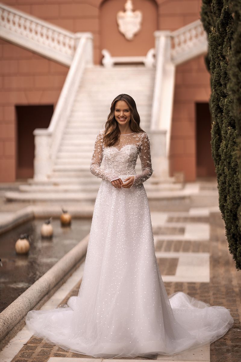 Wedding dress VR-022 Product for Sale at NY City Bride